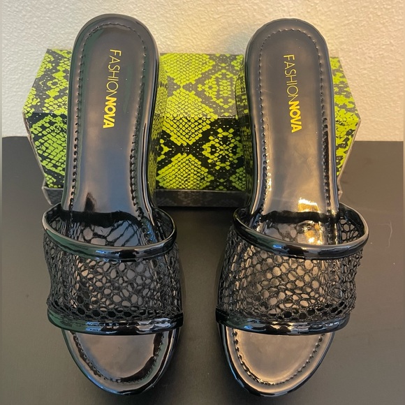 Fashion Nova | Shoes | New Fashion Nova Womens 65 | Poshmark